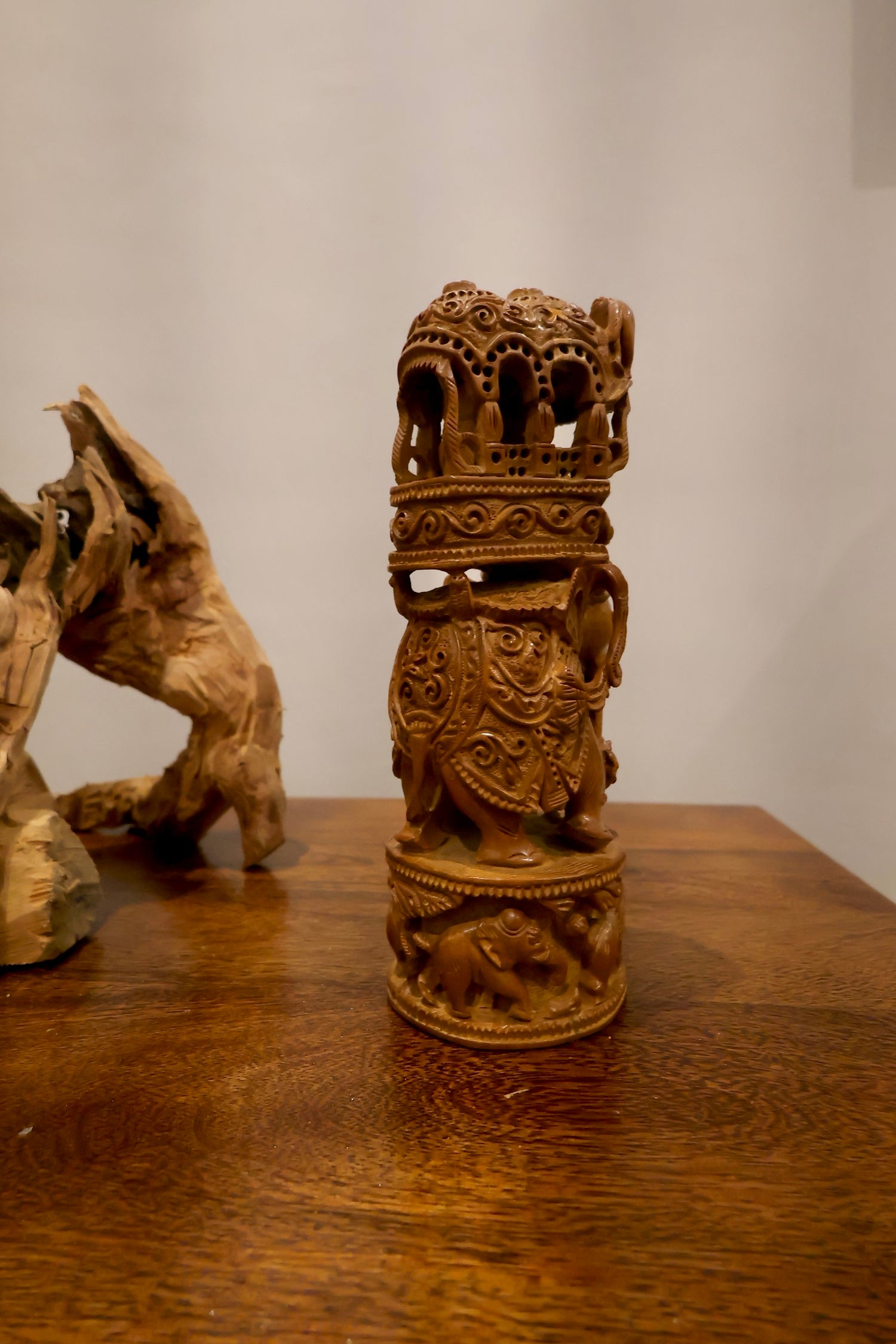 Sandalwood Antique Royal Safari Statue – Malji Arts India : CRAFTS OF INDIA